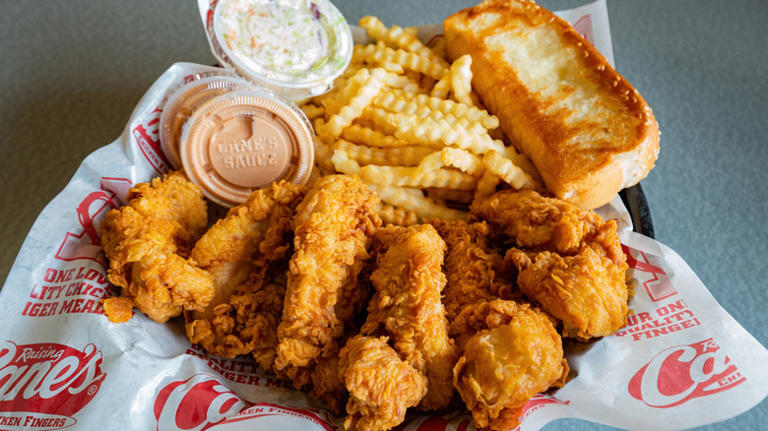 What Makes Raising Cane's Famously Craveable Chicken So Good