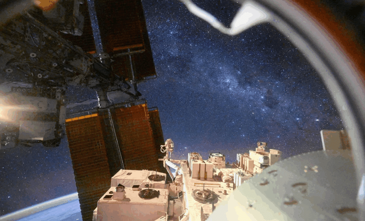 Japanese Astronaut Shares Stunning View of Earth’s Aurora from ISS