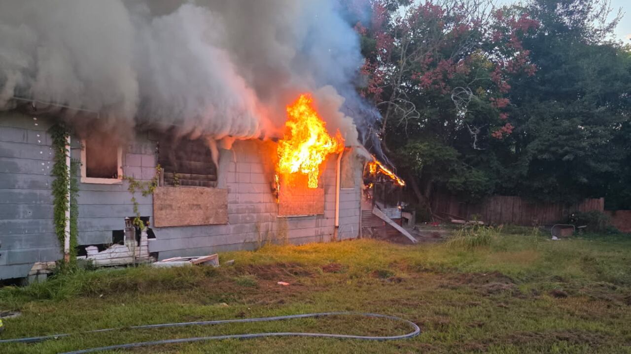 Investigators looking into cause of fire at vacant home on Highland Road