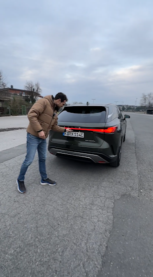 Lexus RX Trunk Design: Smart Features for Everyday Use