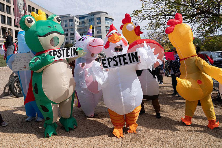 Huge crowds gather in cities across United States for 'No Kings ...