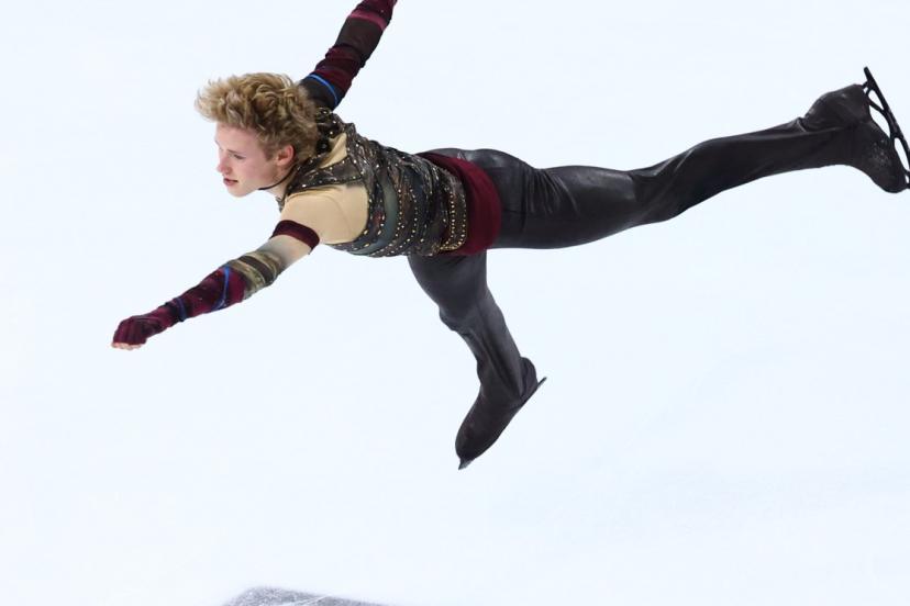 Ilia Malinin survole le programme court du Grand Prix de France, Adam ...