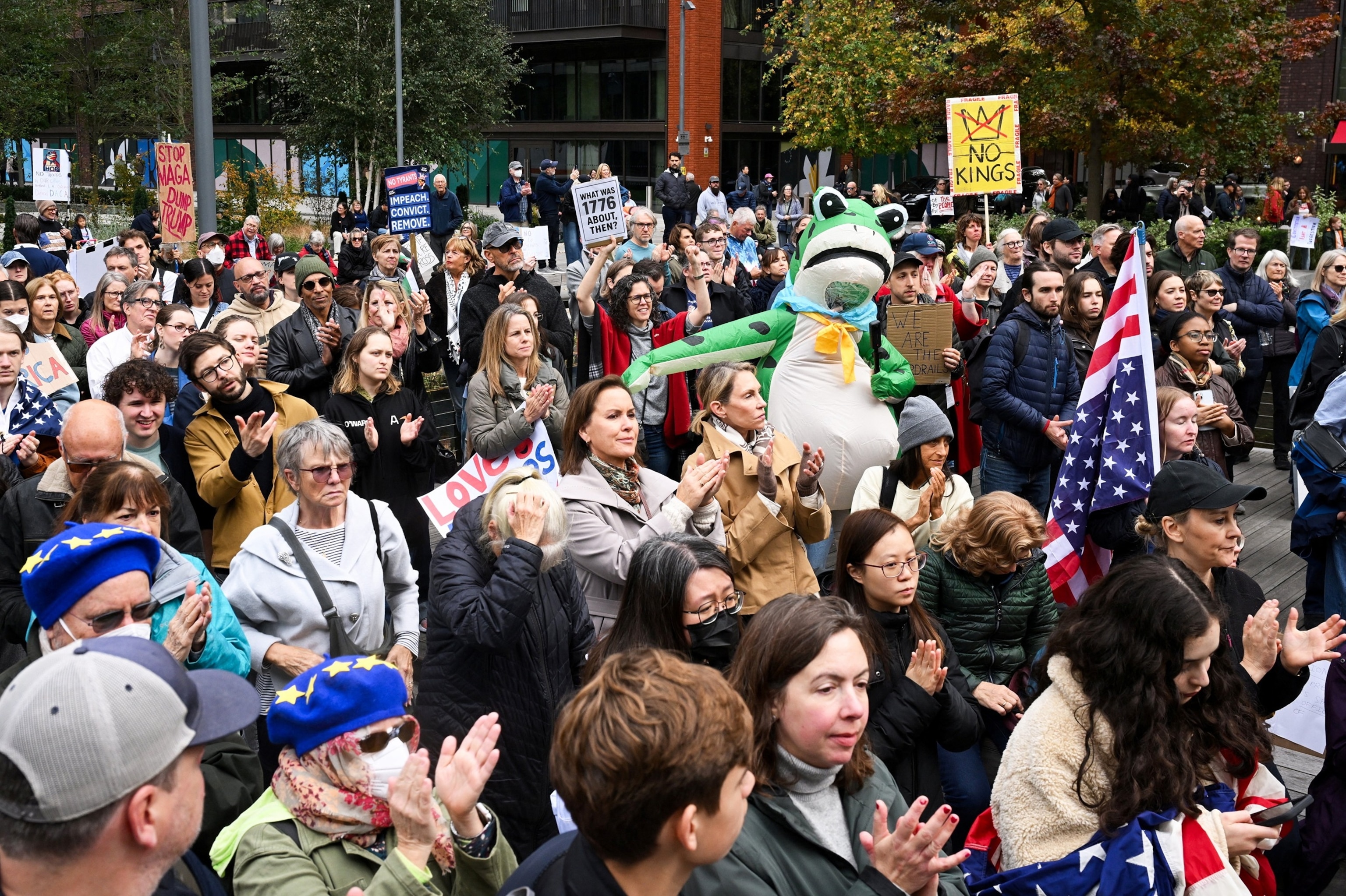 Streets filled across the country for 'No Kings' peaceful rallies ...