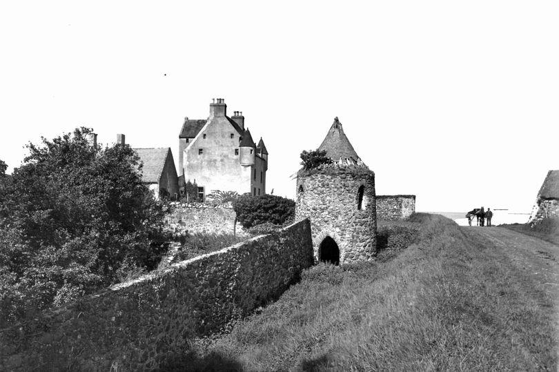 The real ghost story behind NI castle named one of UK's 'most haunted ...