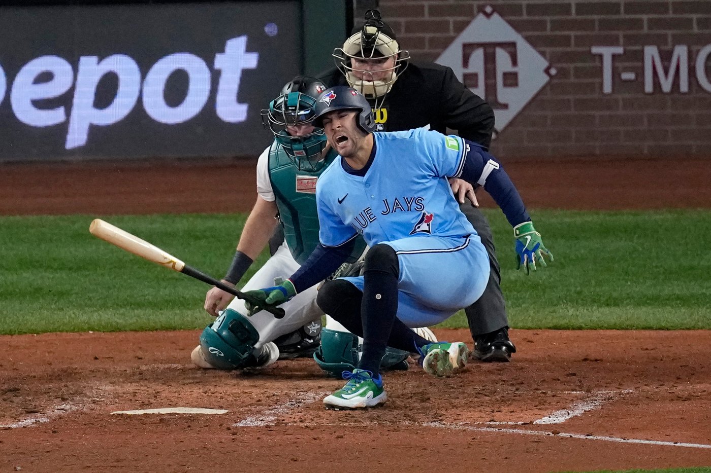Back in Toronto's lineup, Springer walks in 2-run second for Blue Jays ...