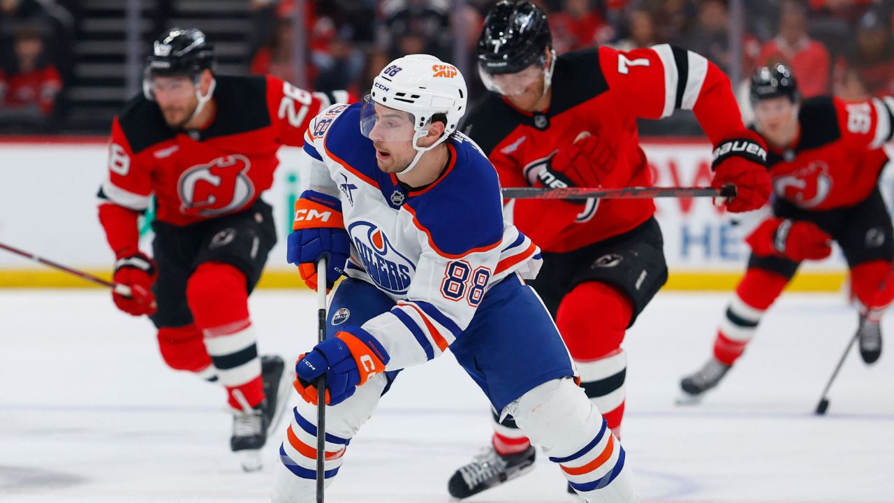 Oilers’ Andrew Mangiapane a healthy scratch for game vs. Jets