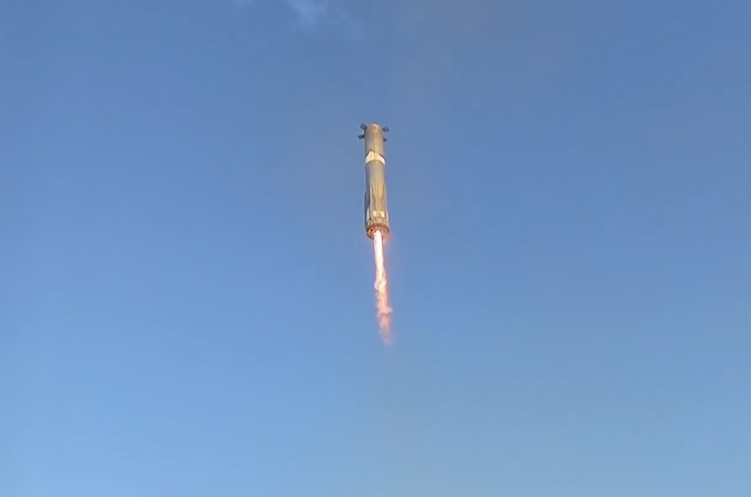 Watch SpaceX’s ‘Super Heavy hover’ at the end of Starship’s 11th flight