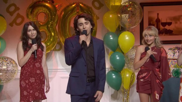 'SNL': Domingo Returns to Remix Taylor Swift With Sabrina Carpenter in ...