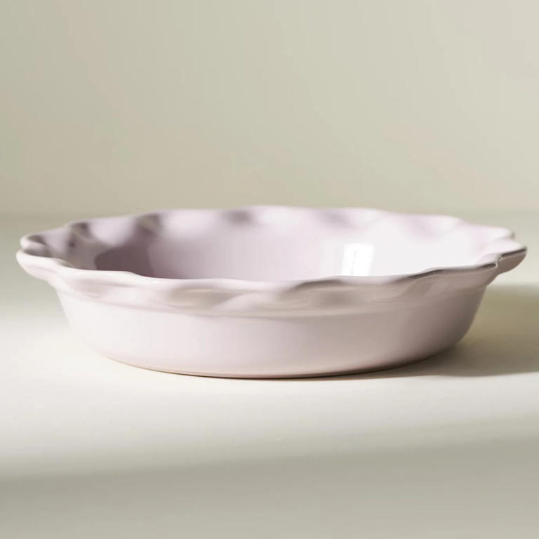 Why Chrissy Teigen’s Perfect Pan in Soft Purple Is the Only Kitchen ...