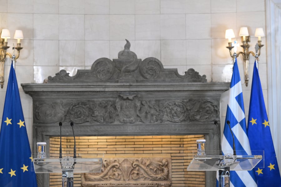 Γιατί η διαφθορά «πνίγει» την κυβέρνηση- Σοβαρό πρόβλημα και για τη ...