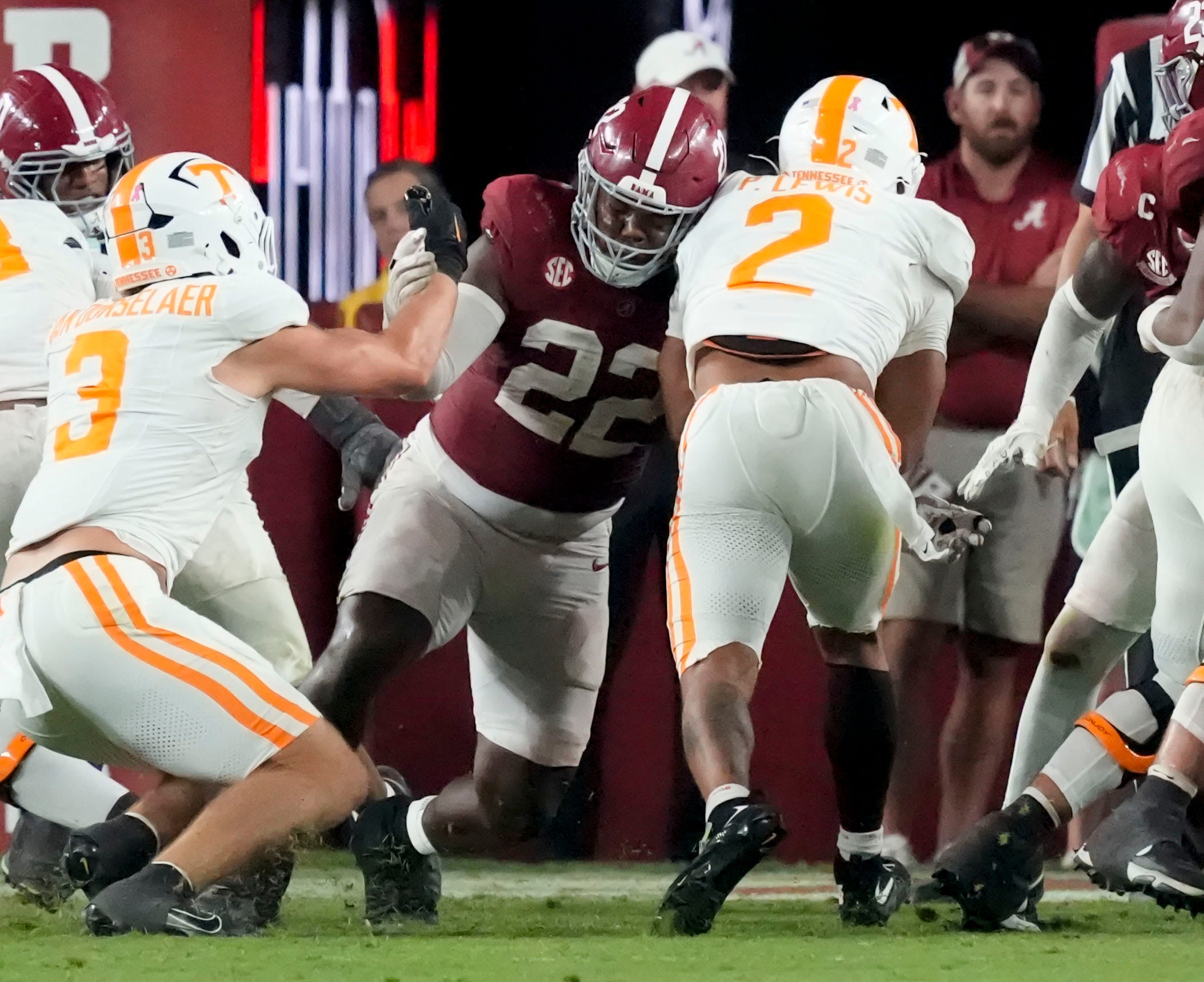 Rose Bowl injury updates for Alabama football's Tim Keenan, LT Overton