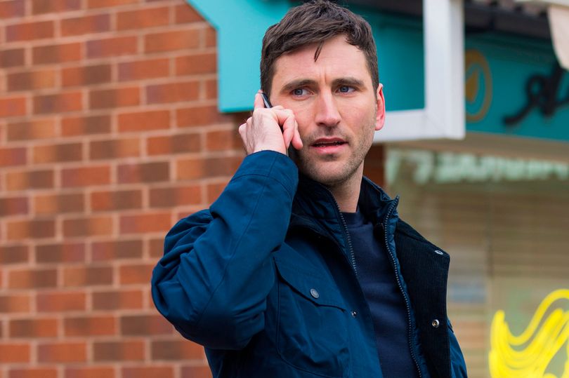 Coronation Street's Kit actor 'confirms' new real-life romance with ITV ...