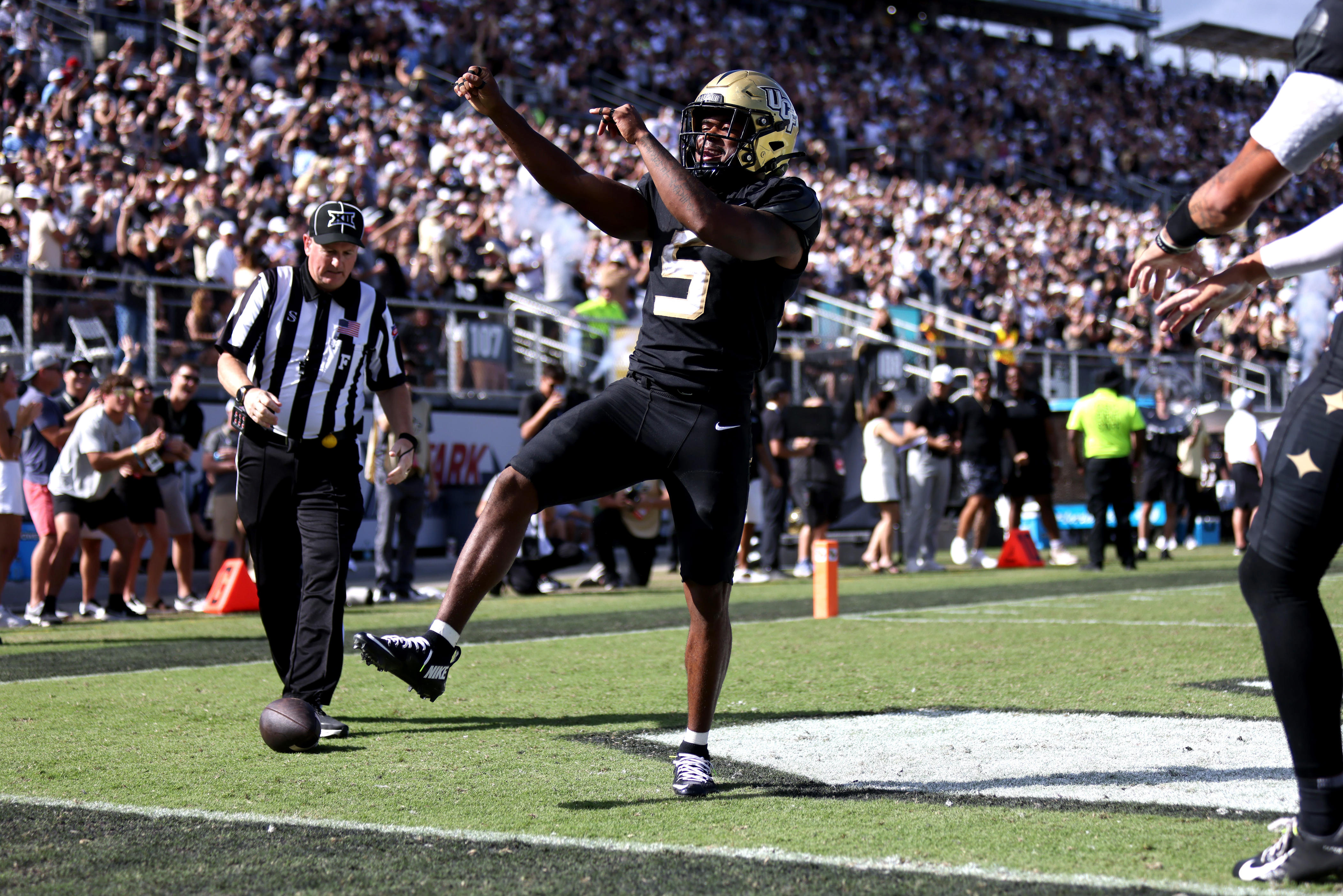 Can UCF football still make a bowl game? Here's the path for Knights ...