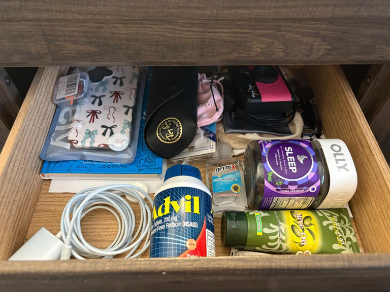 The best way to declutter fast? Try the 90/90 rule