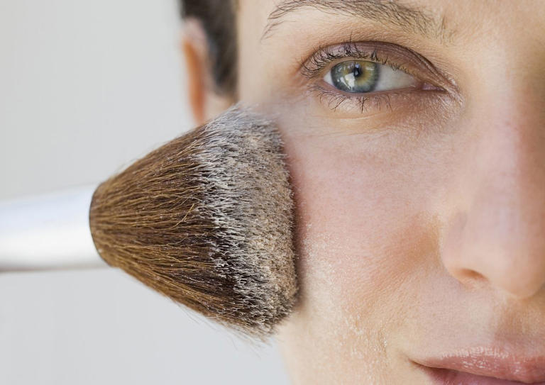 How To Know When It's Time To Replace Your Face Makeup