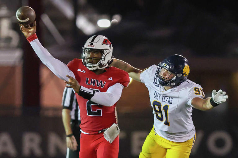 East Texas A&M rallies past UIW in wild offensive shootout