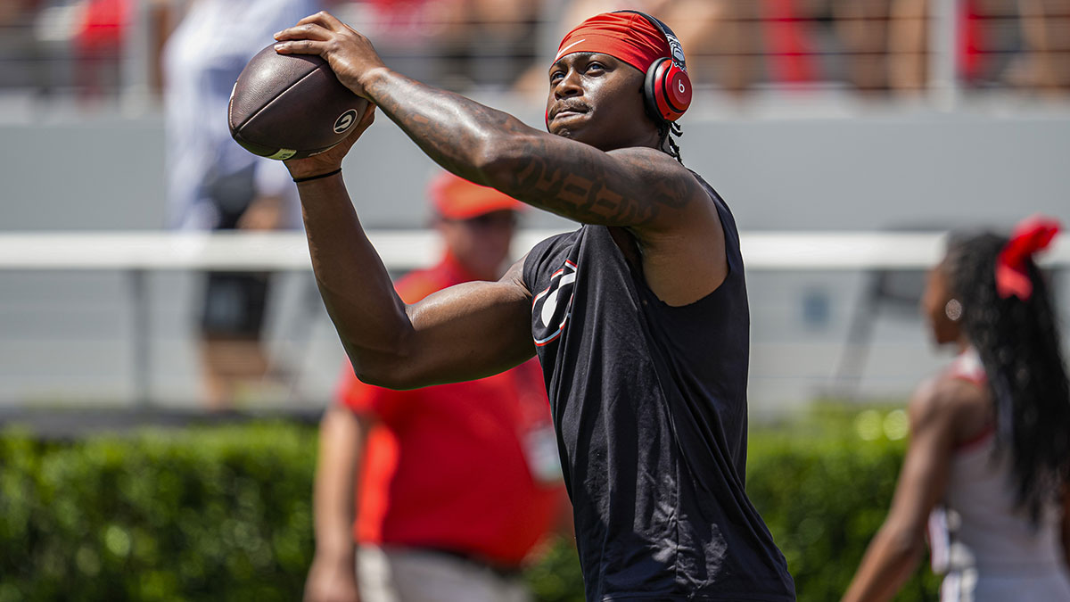 Georgia football’s Colbie Young to miss time after suffering painful ...