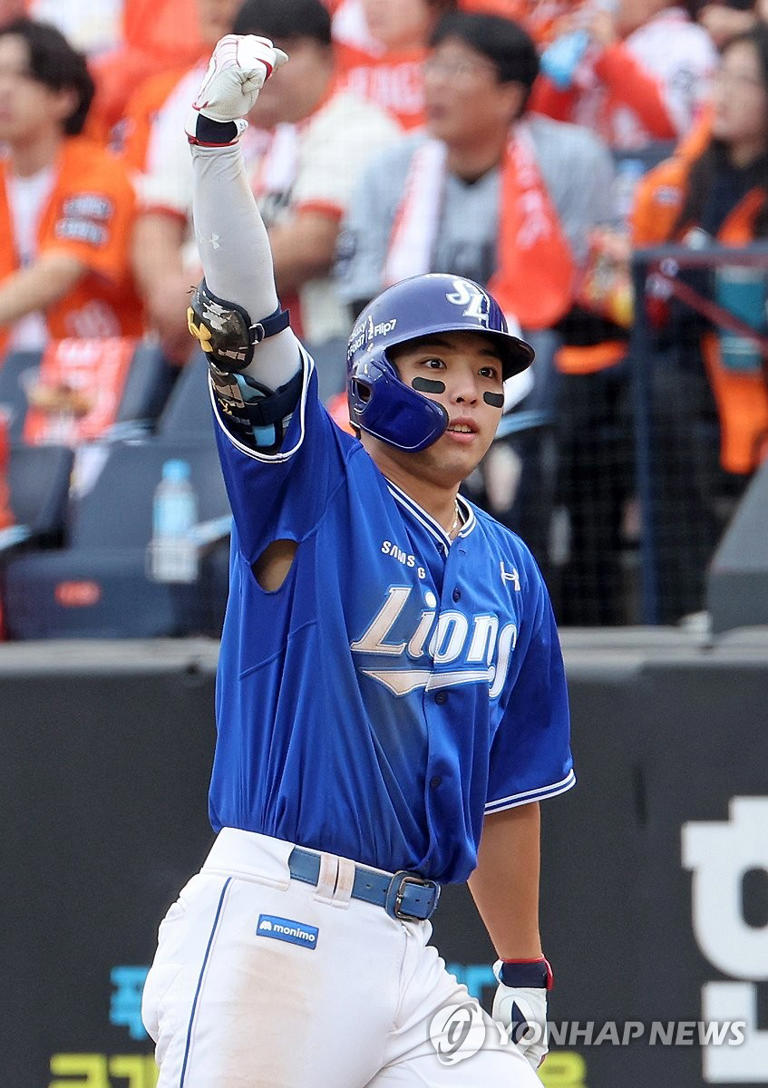 Lions beat Eagles to even KBO postseason series