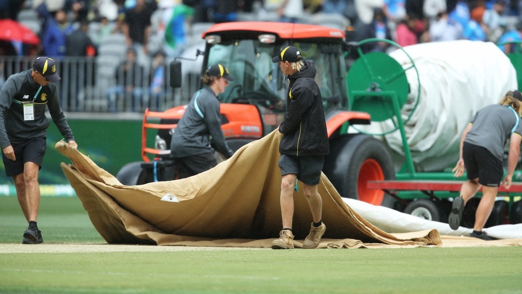 Rain, chaos and DLS confusion: Fans outraged as India's total slashed ...