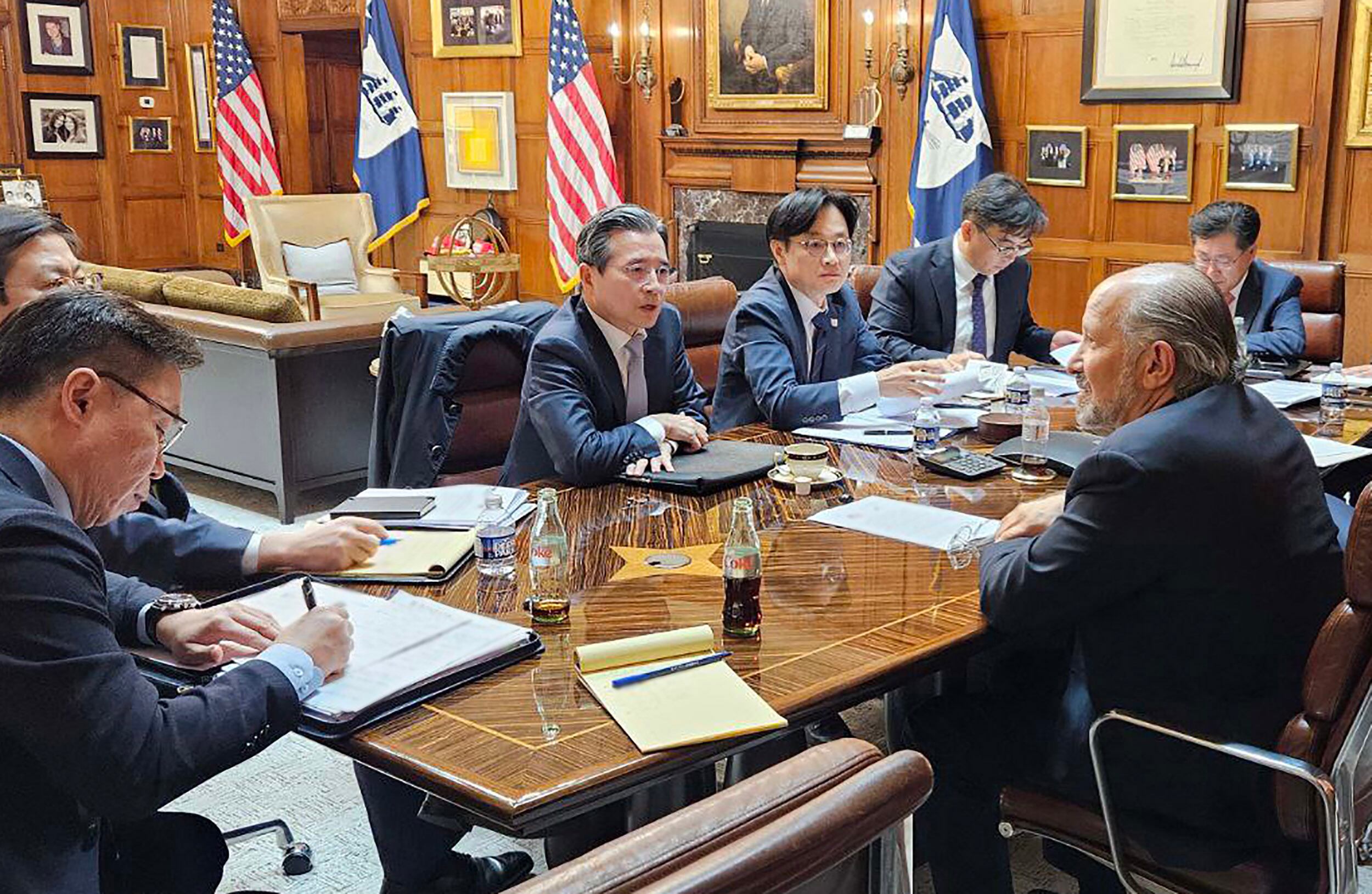 Korea-U.S. Tariff Talks Progress, Key Issues Remain