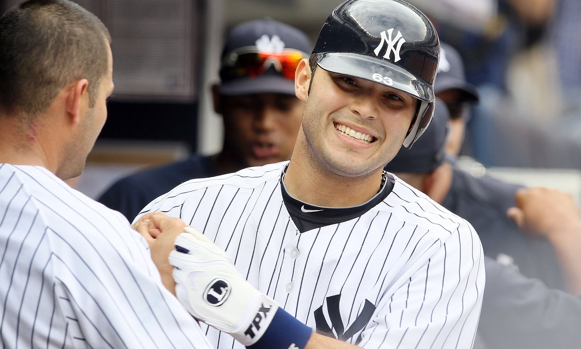 Ex-Yankees star dead at 35: Tributes pour in for baseball catcher after ...