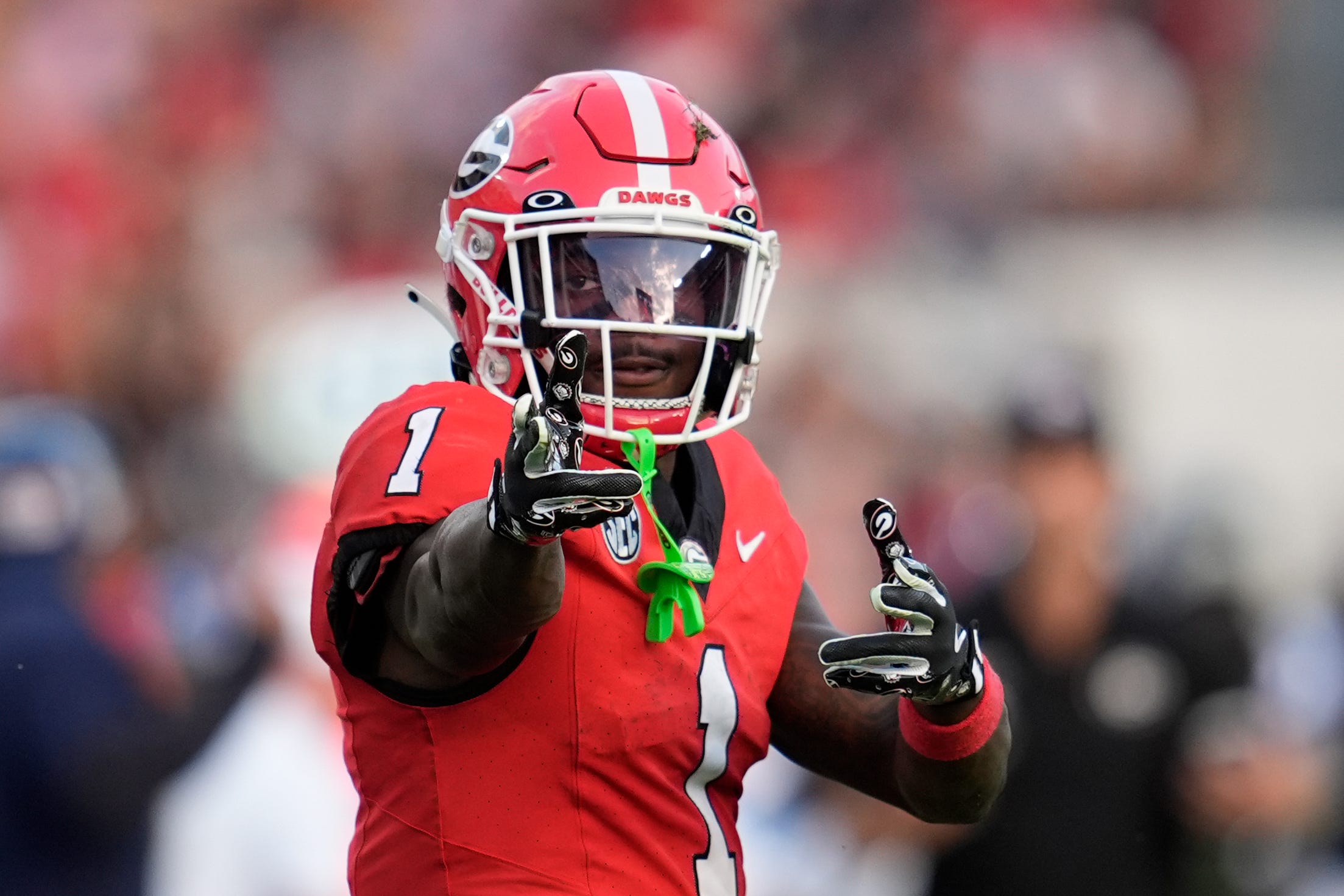 Elite 2026 WR Tre Shields signs with Georgia football