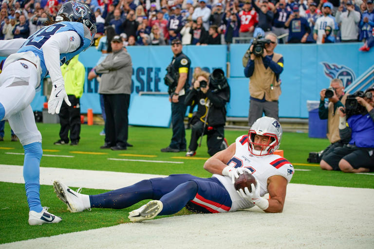 Titans vs Patriots box score, player stats, game stats, score summary