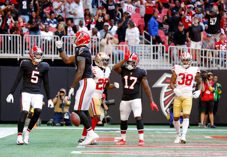 Falcons starting lineups for Sunday Night Football matchup vs. 49ers