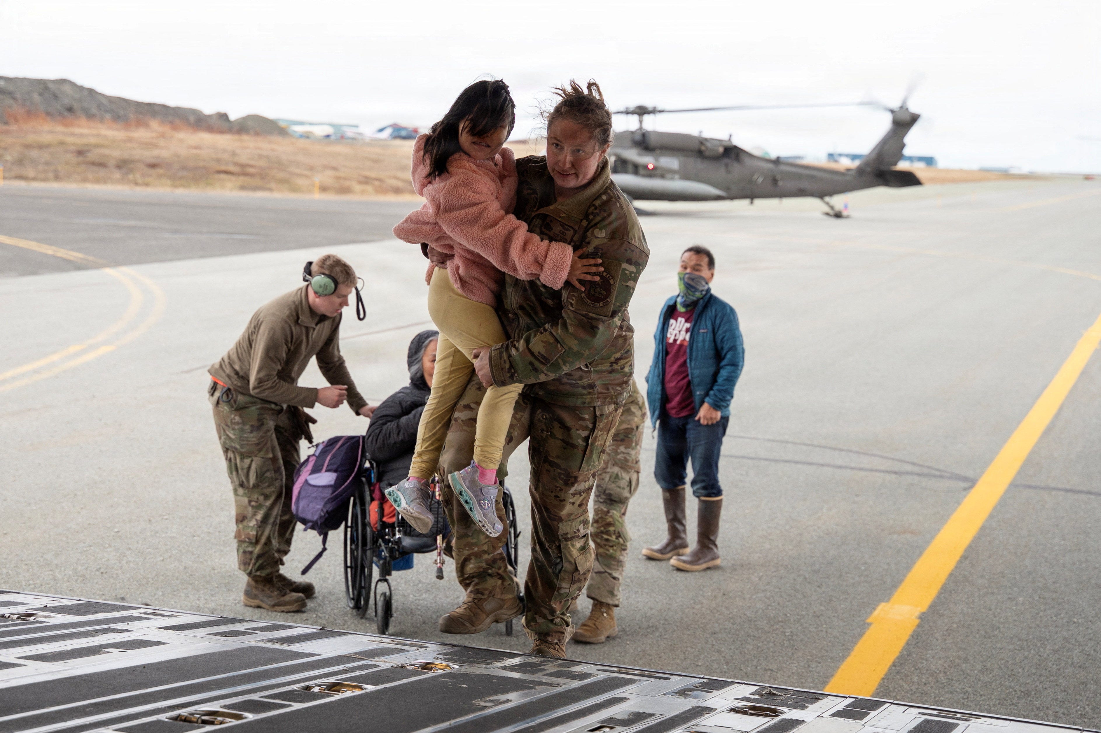 Major Alaska storm damage could displace thousands for 18 months ...