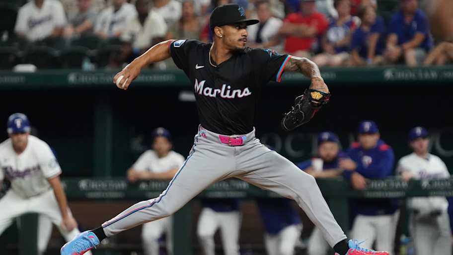 Marlins Reliever Ronny Henriquez Posted Outstanding Third Season in MLB