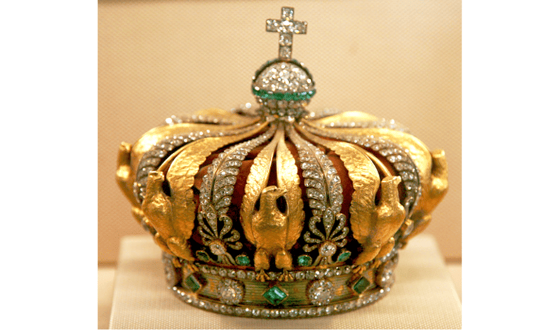 Lost forever? The 9 Napoleon jewelry pieces vanished from the Louvre
