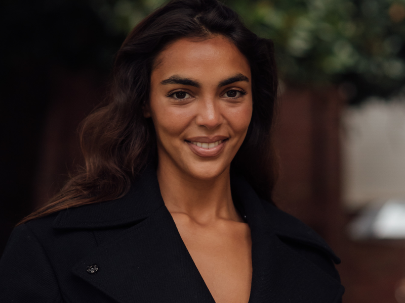 Dieses modische (und praktische!) Detail brauchen Jacken im Winter 2025