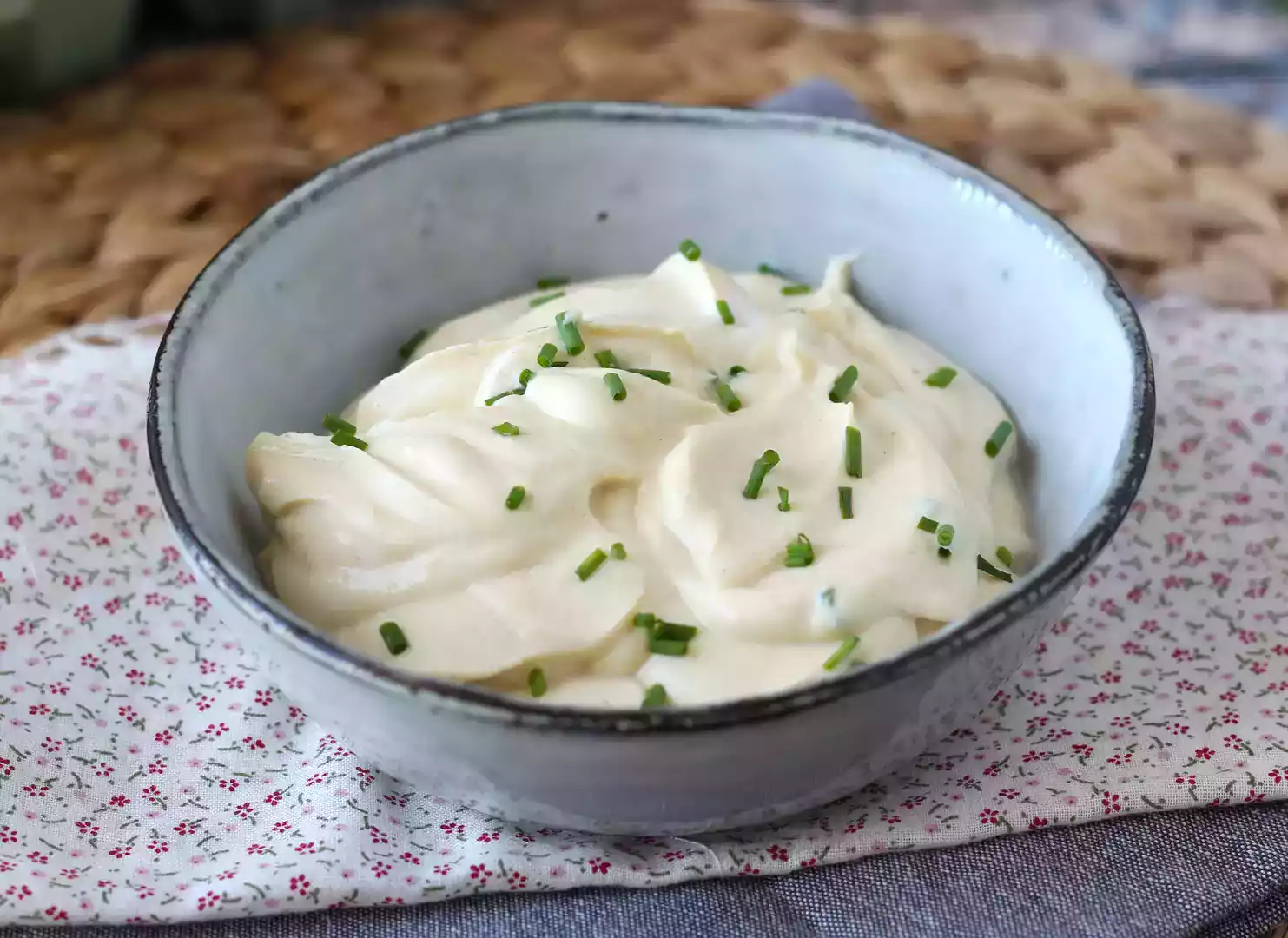 Light, oil-free hard-boiled egg mayonnaise! perfect when you can't eat ...