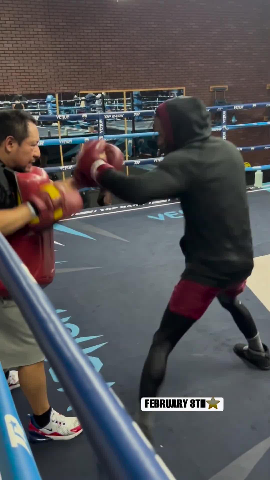 Keyshawn Davis has some heat for Pedraza Feb. 8th | #DavisPedraza