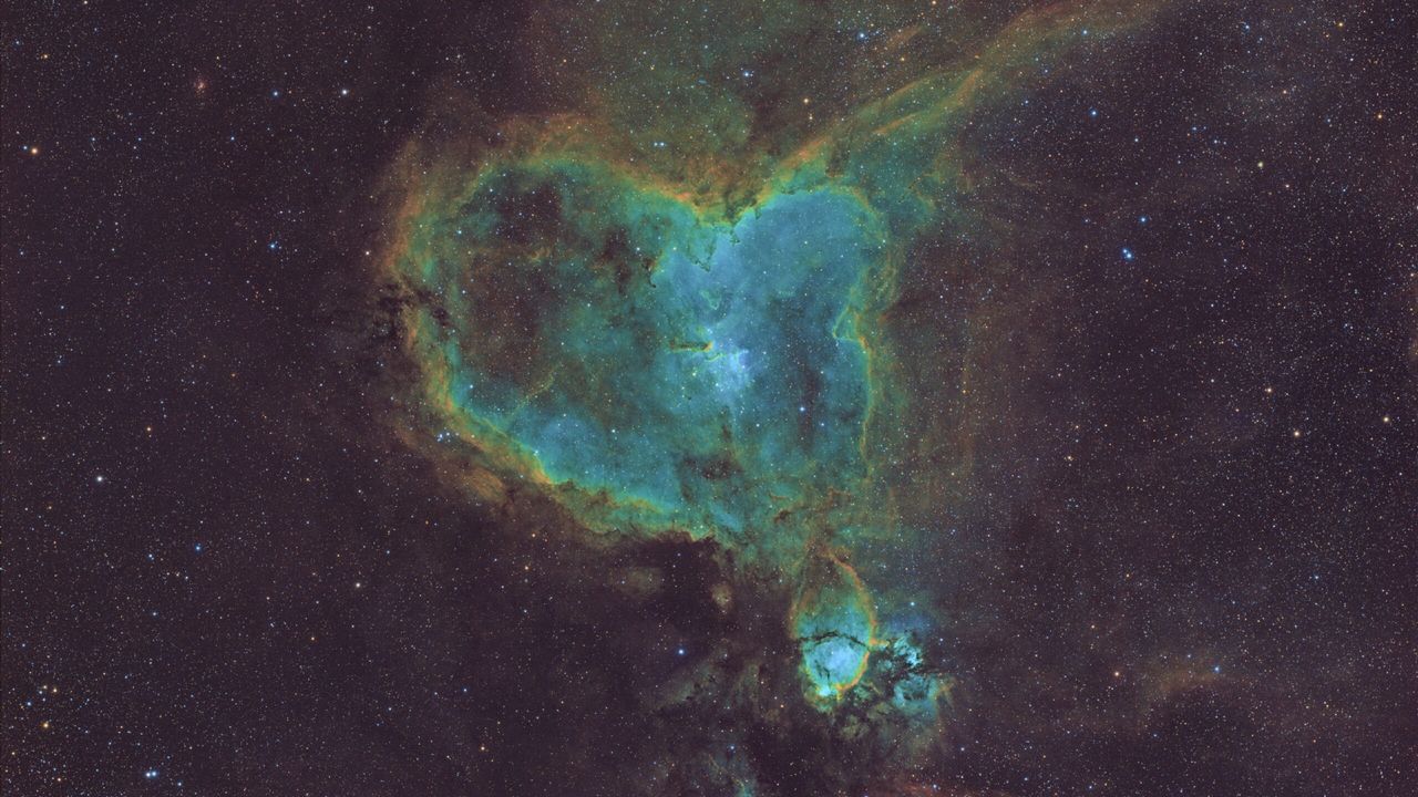 A cosmic heart bursts with light in new deep space astrophotographer ...