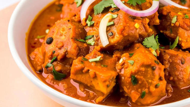 9 Indulgent Chicken dishes we have grown up eating in restaurants
