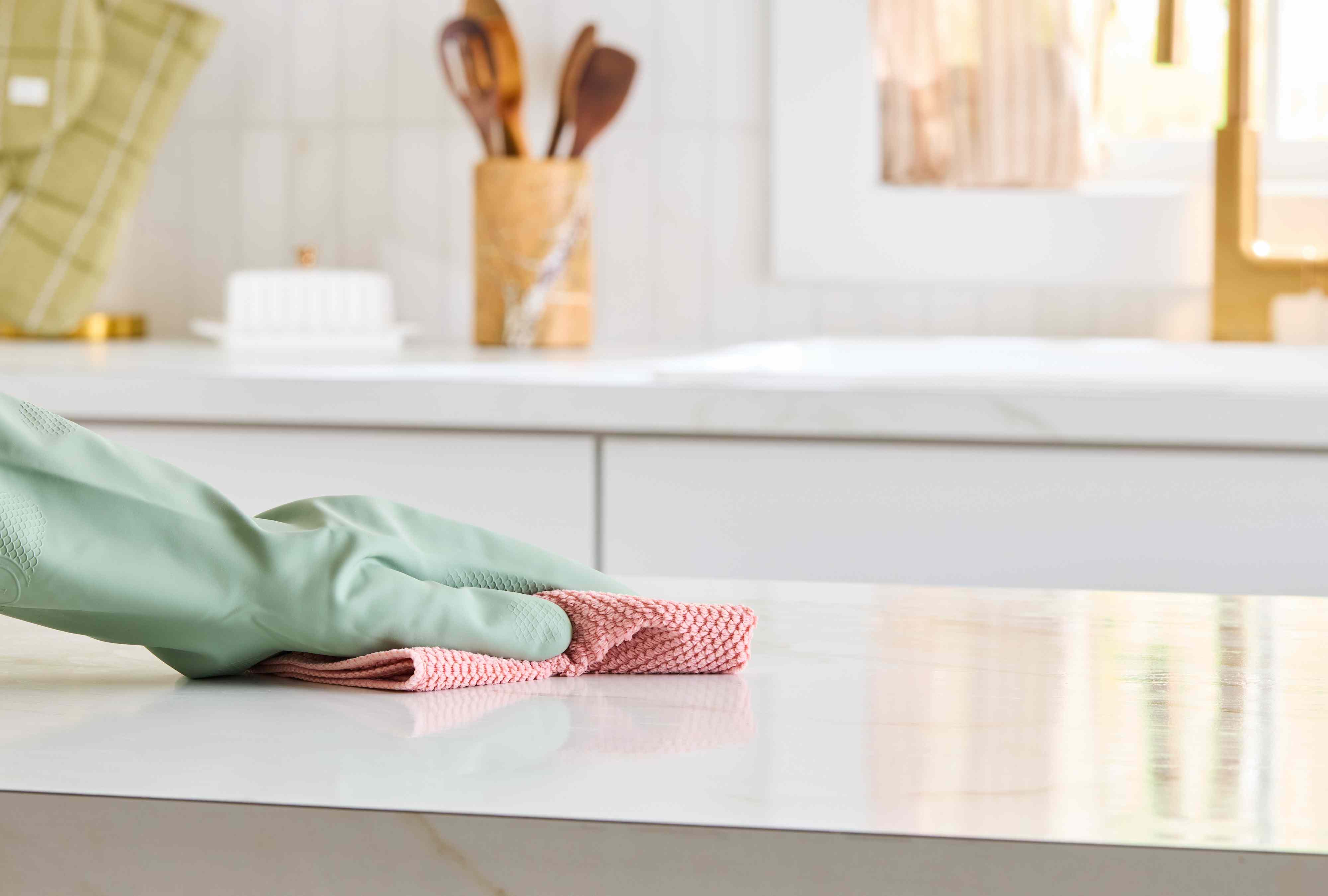 We Asked 3 Cleaning Pros to Share Their Easiest Tricks to Keep ...