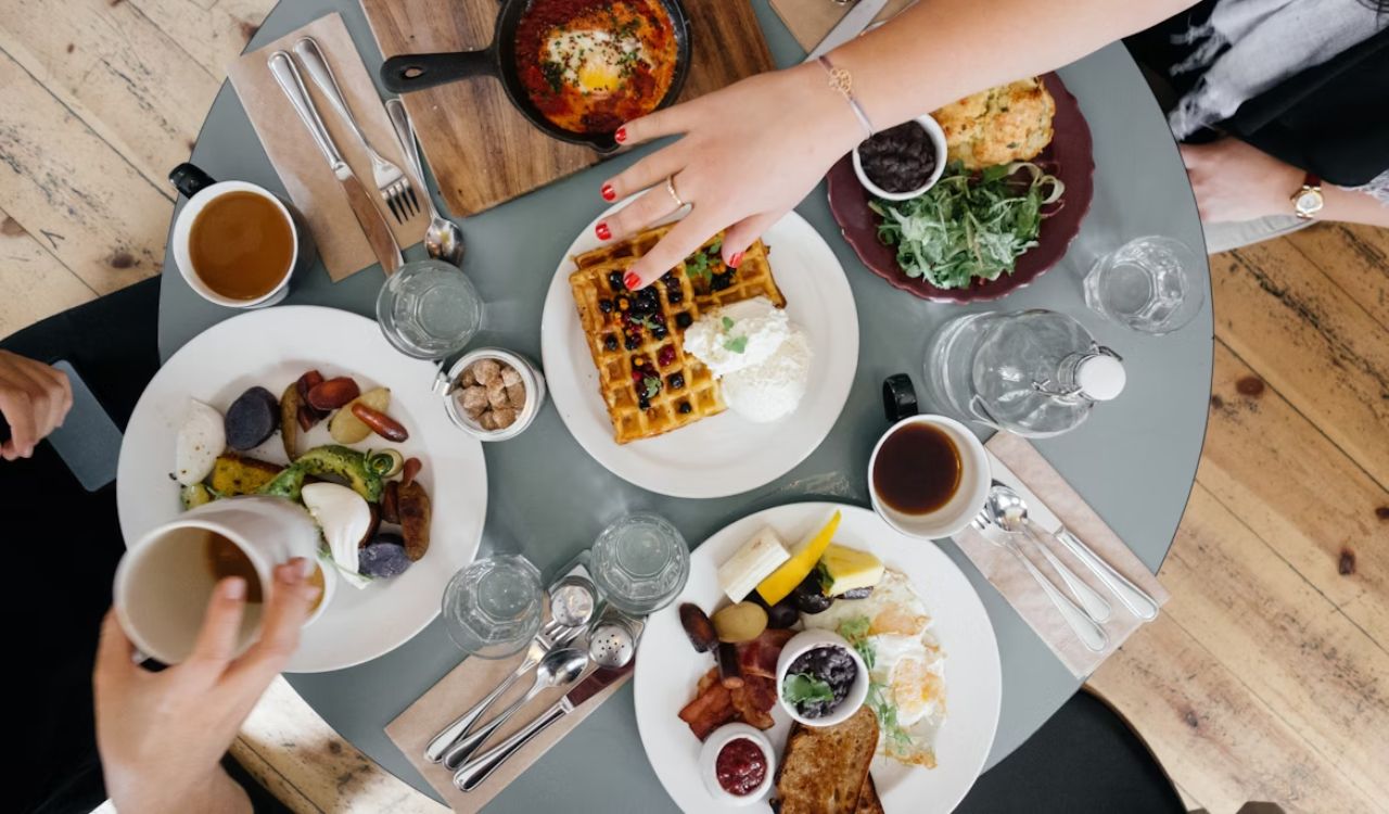 9 Breakfast Foods That Nutritionists Say to Avoid