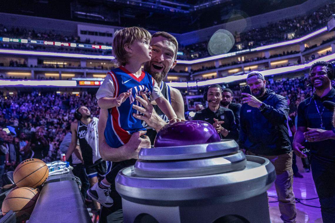 Why Sacramento Kings' Domantas Sabonis says this trade deadline feels ...