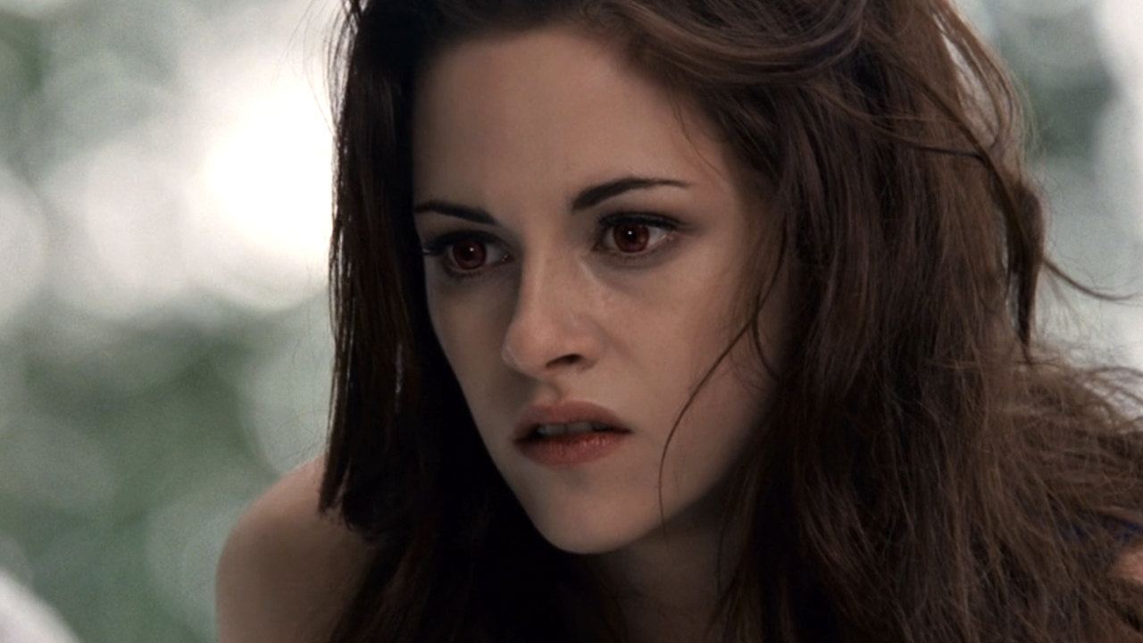 I've Been Rewatching The Twilight Movies (Again), And Bella Should Have Become A Vampire Way Sooner
