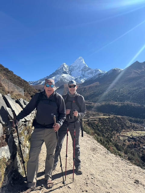 82-year-old Olathe man becomes oldest person to climb to Mt. Everest ...