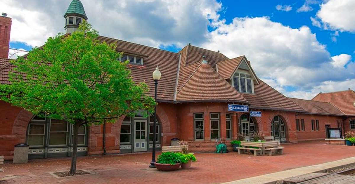 15 College Towns Worth Calling Home – Even If You’re Not a Student
