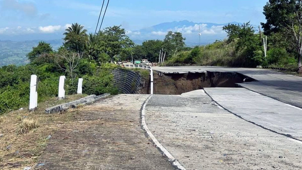 Search continues for missing couple in Bukidnon road collapse