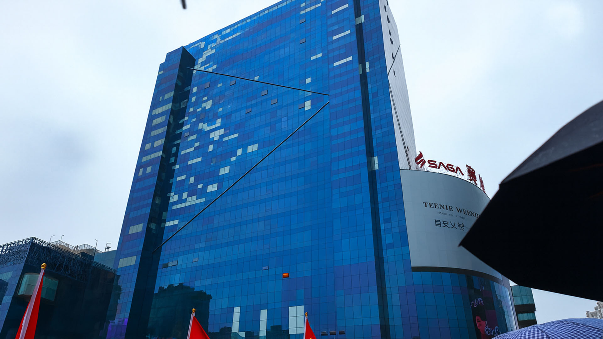 Walking in Nature Mall Xi’an – China 4K