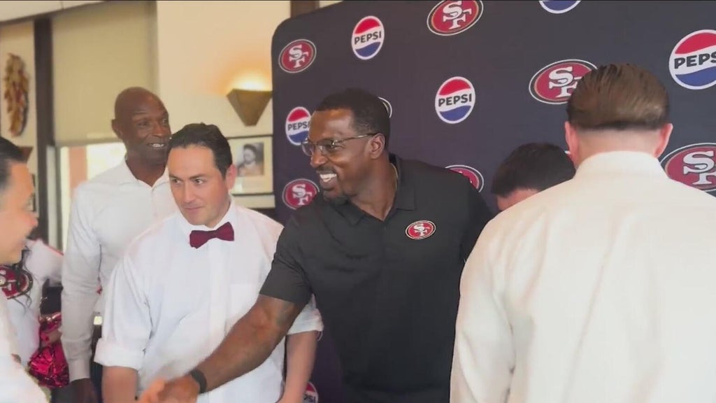 NFL Hall of Famer Patrick Willis gives back to 49ers faithful
