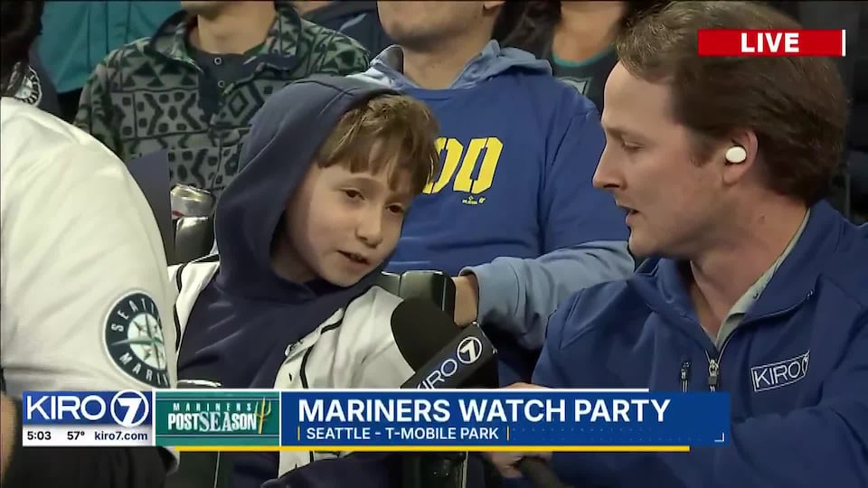 VIDEO: Mariner's watch part at T-Mobile Park