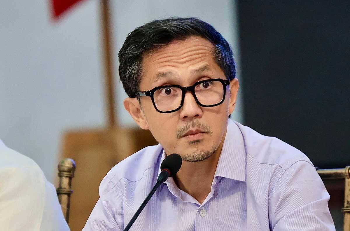 Dizon to prioritize job order employees in filling up 2,000 DPWH posts