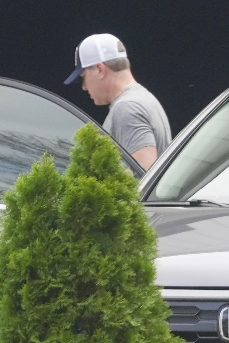 Kim Zolciak seen with boyfriend Kyle Mowitz after getting dragged into ...