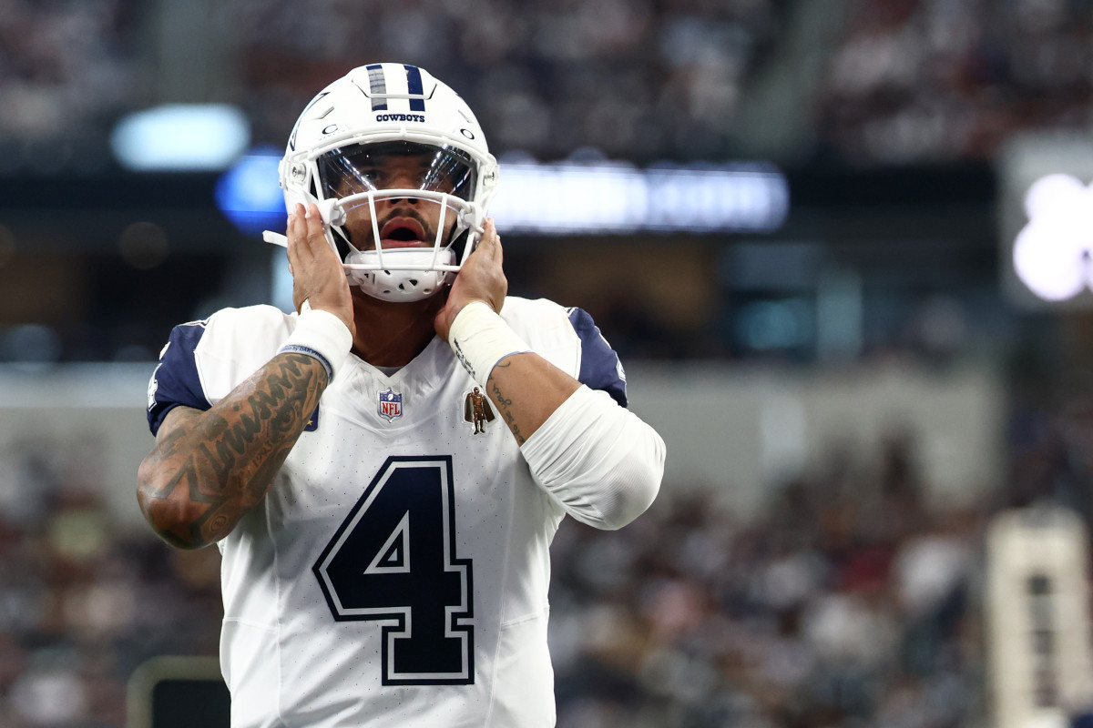 Dak Prescott provides context into apparent hand injury following ...