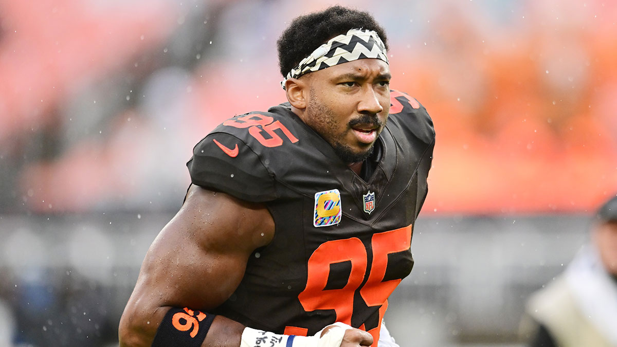 Browns’ Myles Garrett shows off Asian vacation with Chloe Kim as trade ...
